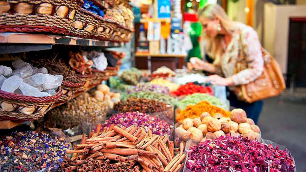 Produsele israeliene sunt comercializate în piețele din Dubai | AO NEWS ...